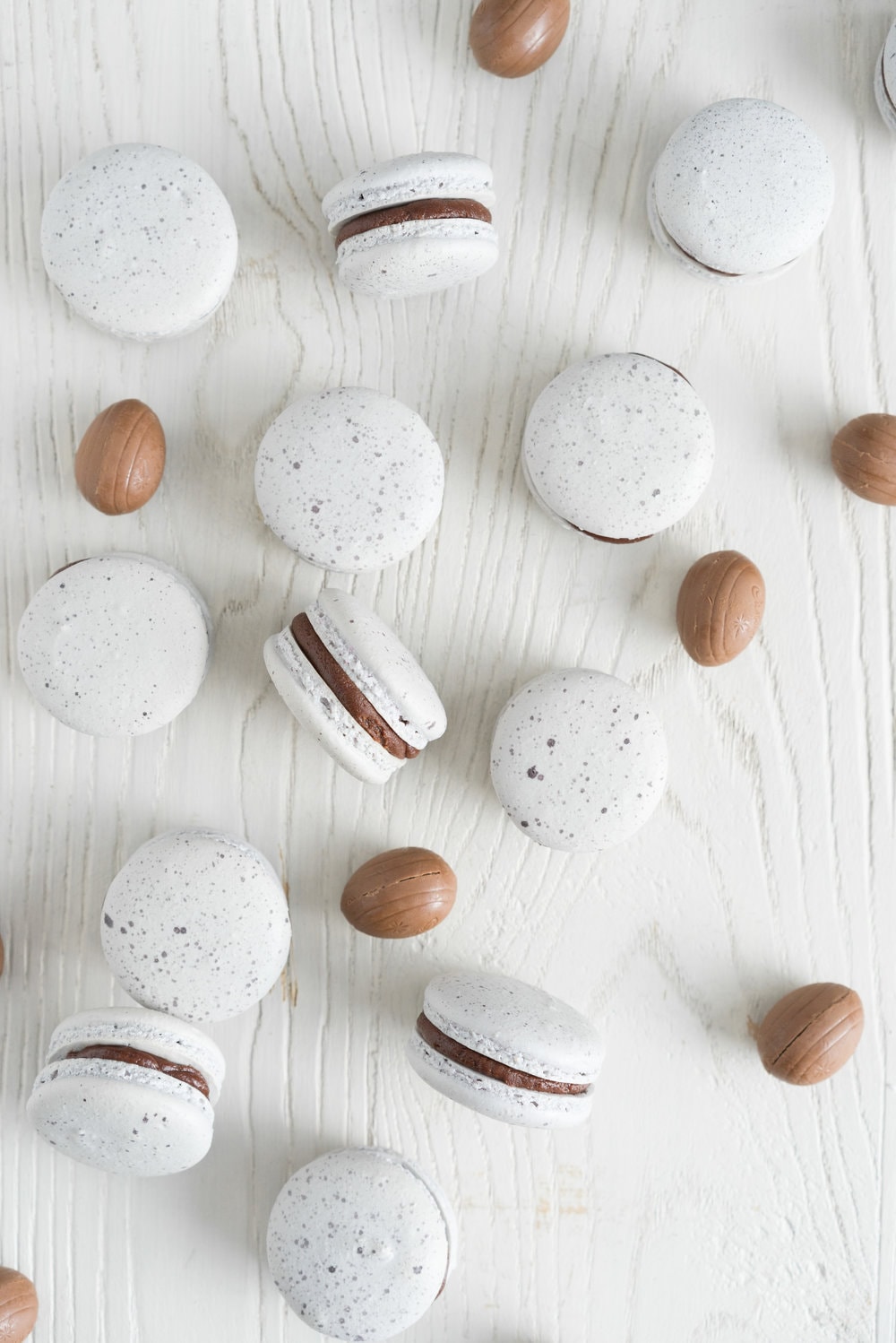 Creme Egg Macarons (French Method) - Cloudy Kitchen