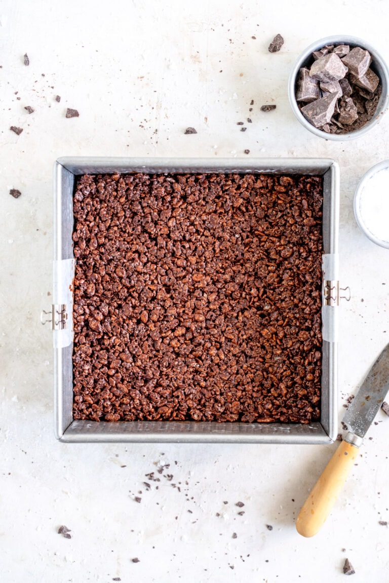 Chocolate Crackles Recipe - Cloudy Kitchen