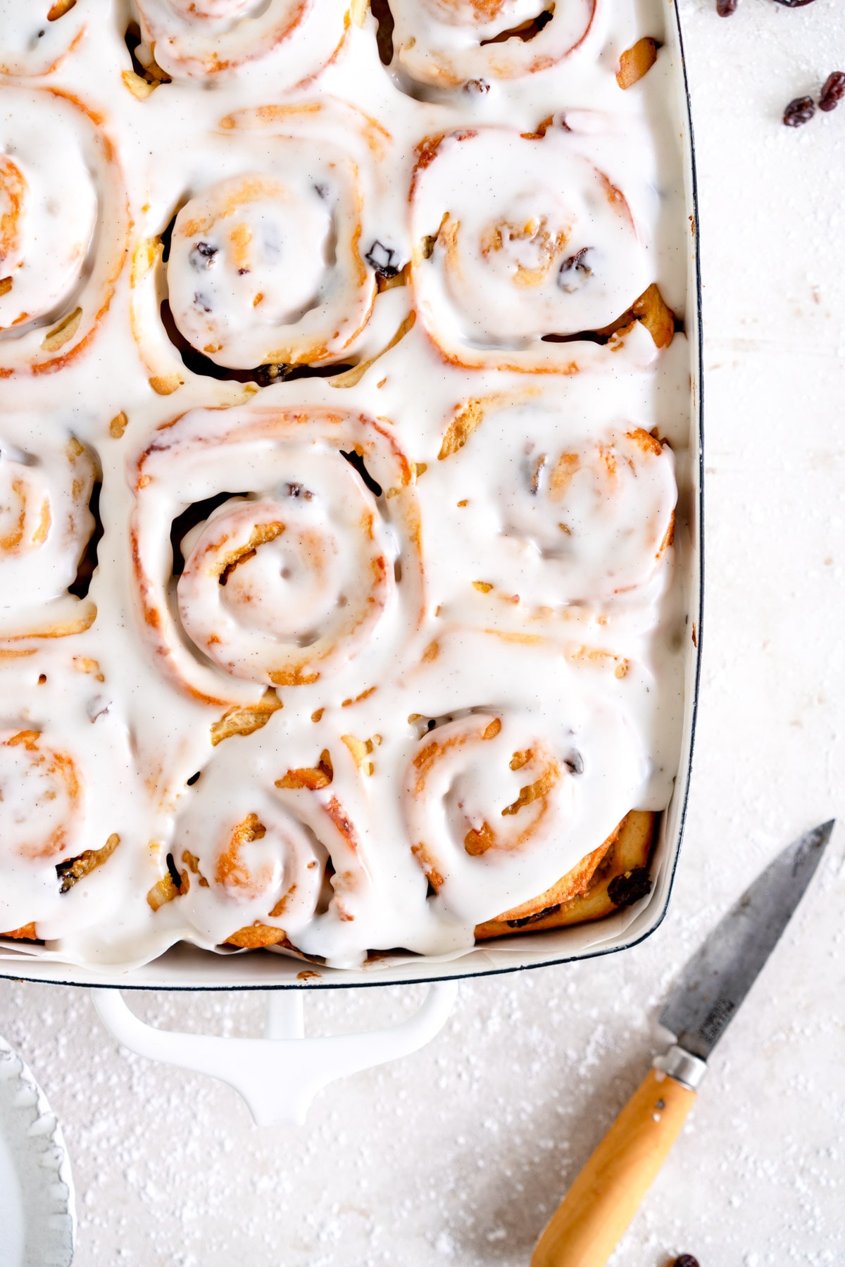 Chelsea Buns (Custard Raisin Buns) - Cloudy Kitchen