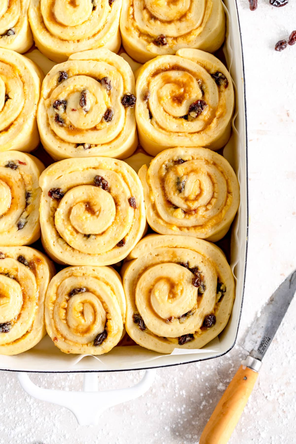 Chelsea Buns (Custard Raisin Buns) - Cloudy Kitchen