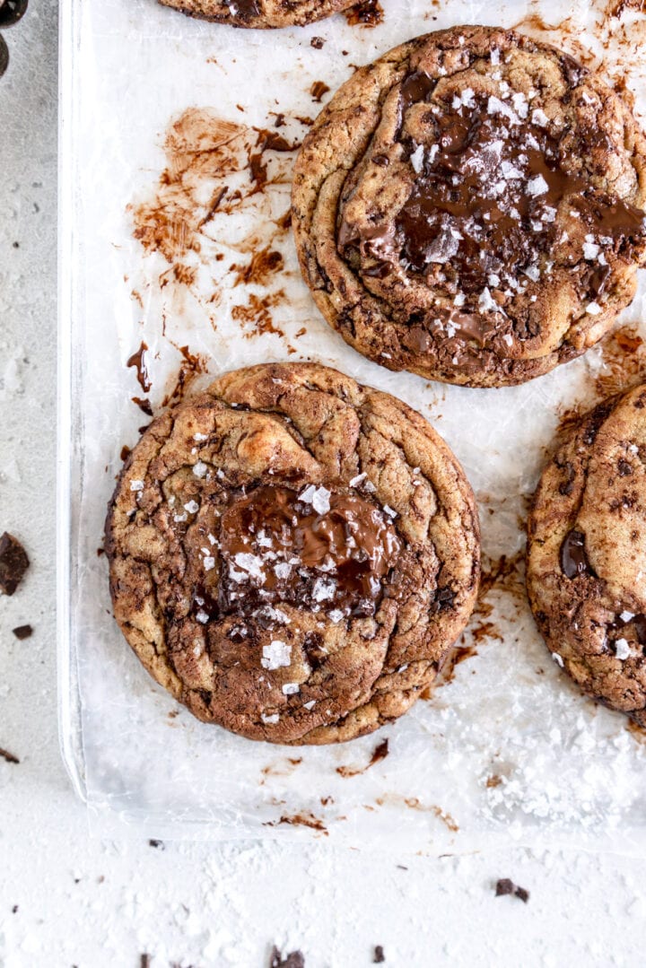 Chewy Chocolate Chip Cookies with Nutella Chunks - Cloudy Kitchen