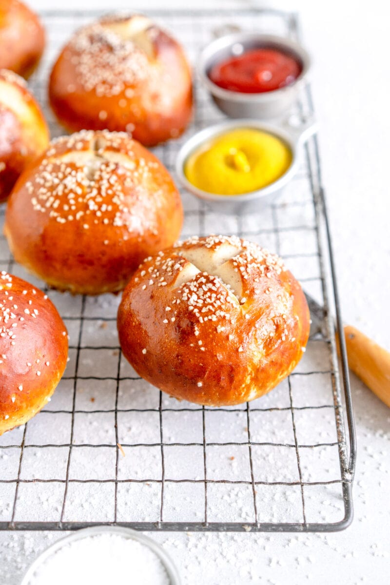 Chewy Pretzel Buns - Cloudy Kitchen