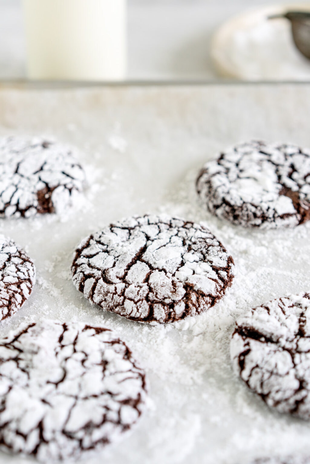20 minute Chocolate Crinkle Cookies - Cloudy Kitchen