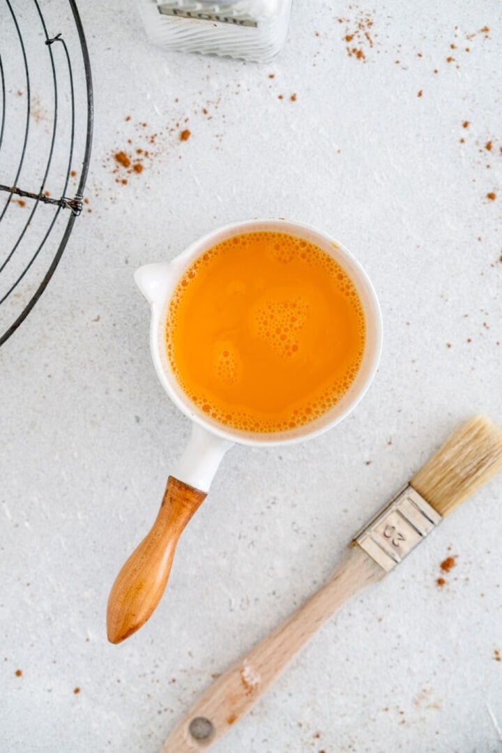 2 Minute Egg Wash Recipe - Cloudy Kitchen