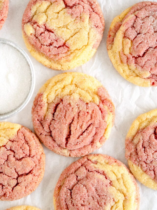 Easy Gingerbread Cookies - Cloudy Kitchen